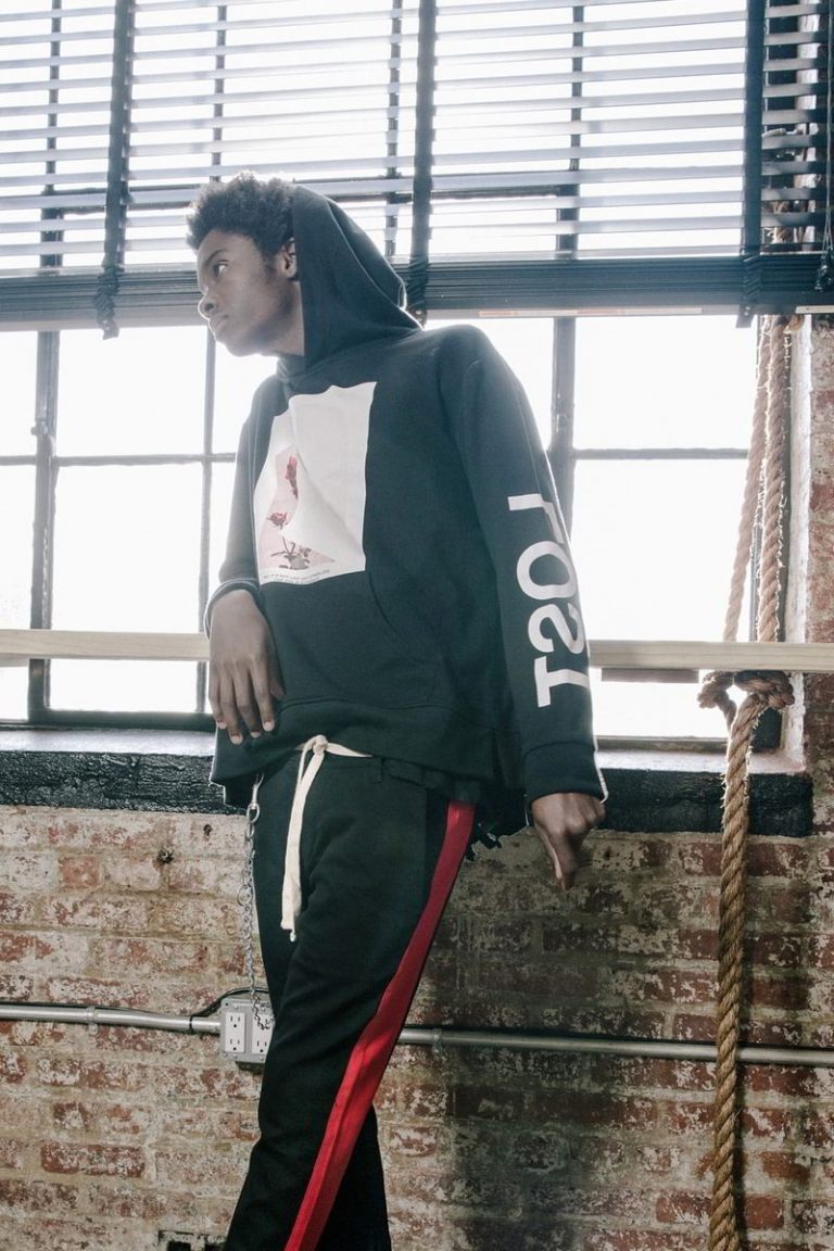 Profound Aesthetic aposta no romantismo em nova coleção | STREETWEAR BRASIL